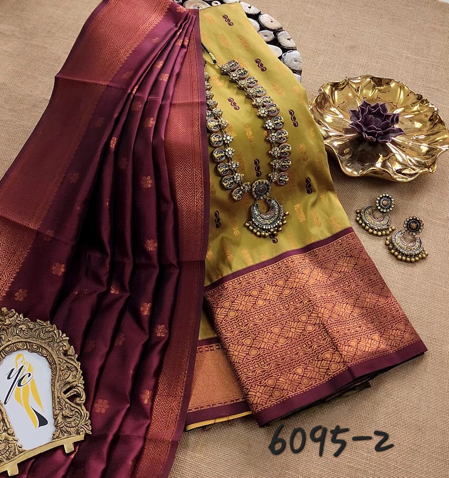 Silk blend half saree set-8033 – Sarah Collection