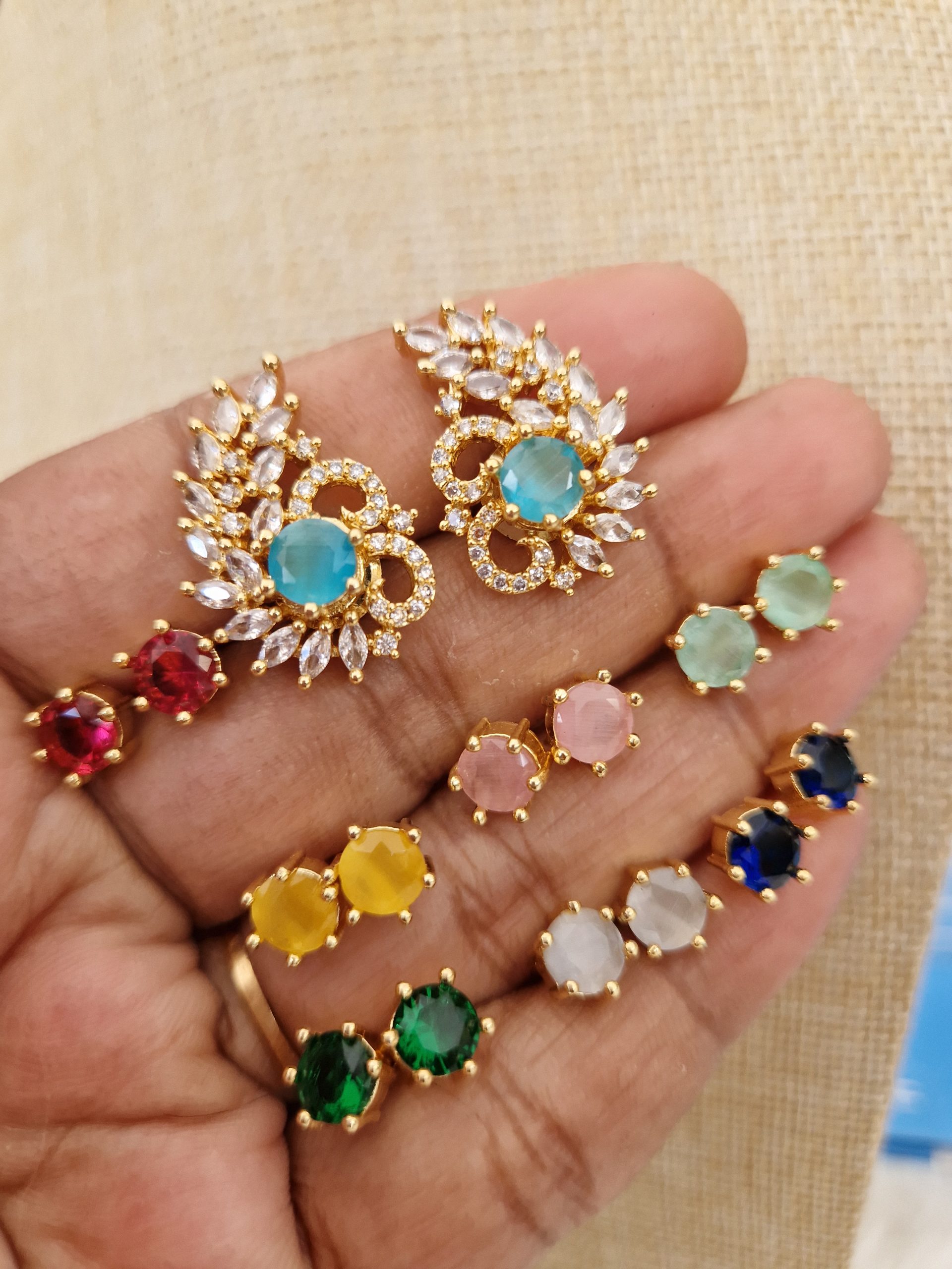 Stone changing Earing-1219 – Sarah Collection