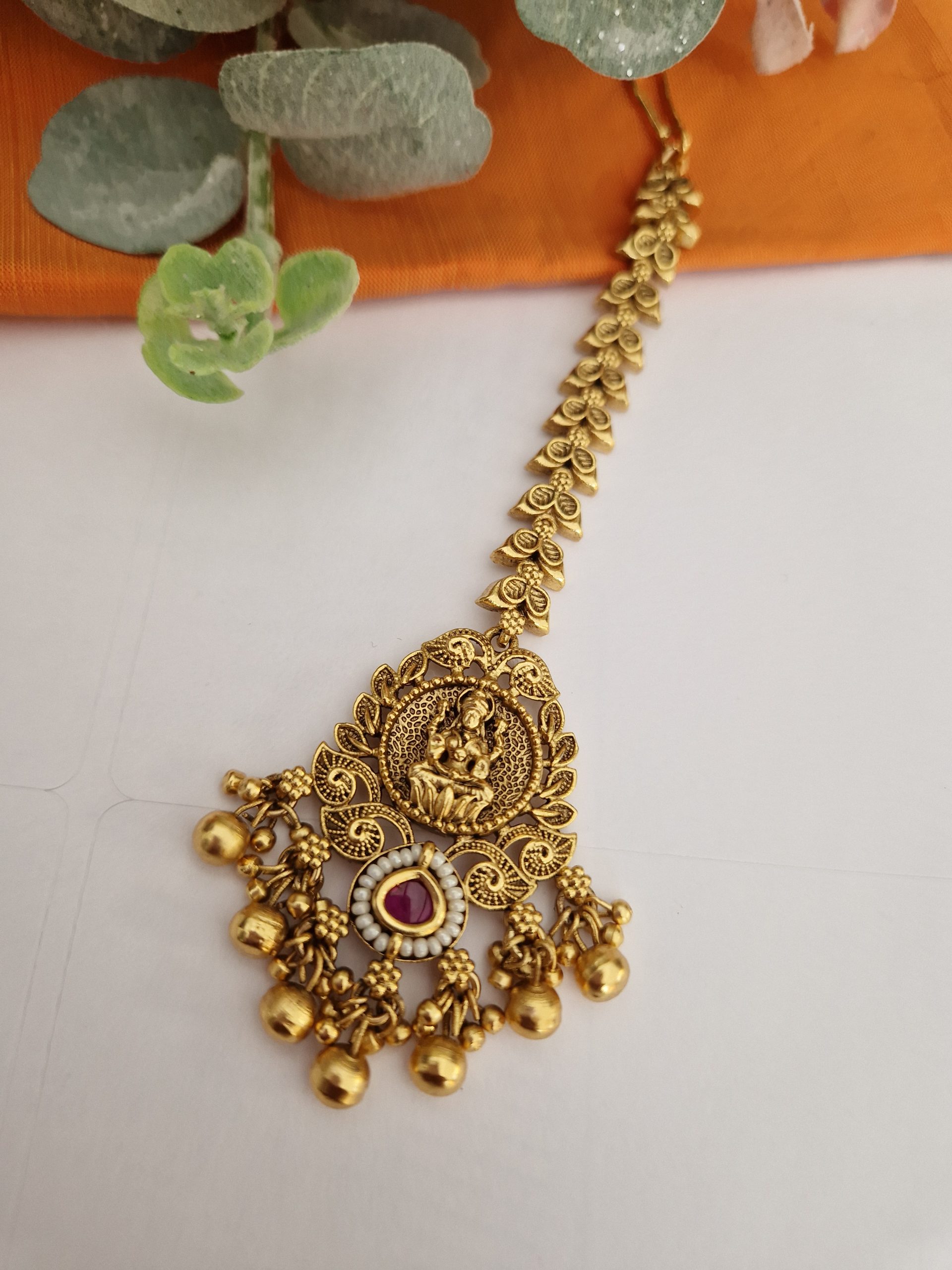 Mat lakshmi Tikka-3152 – Sarah Collection